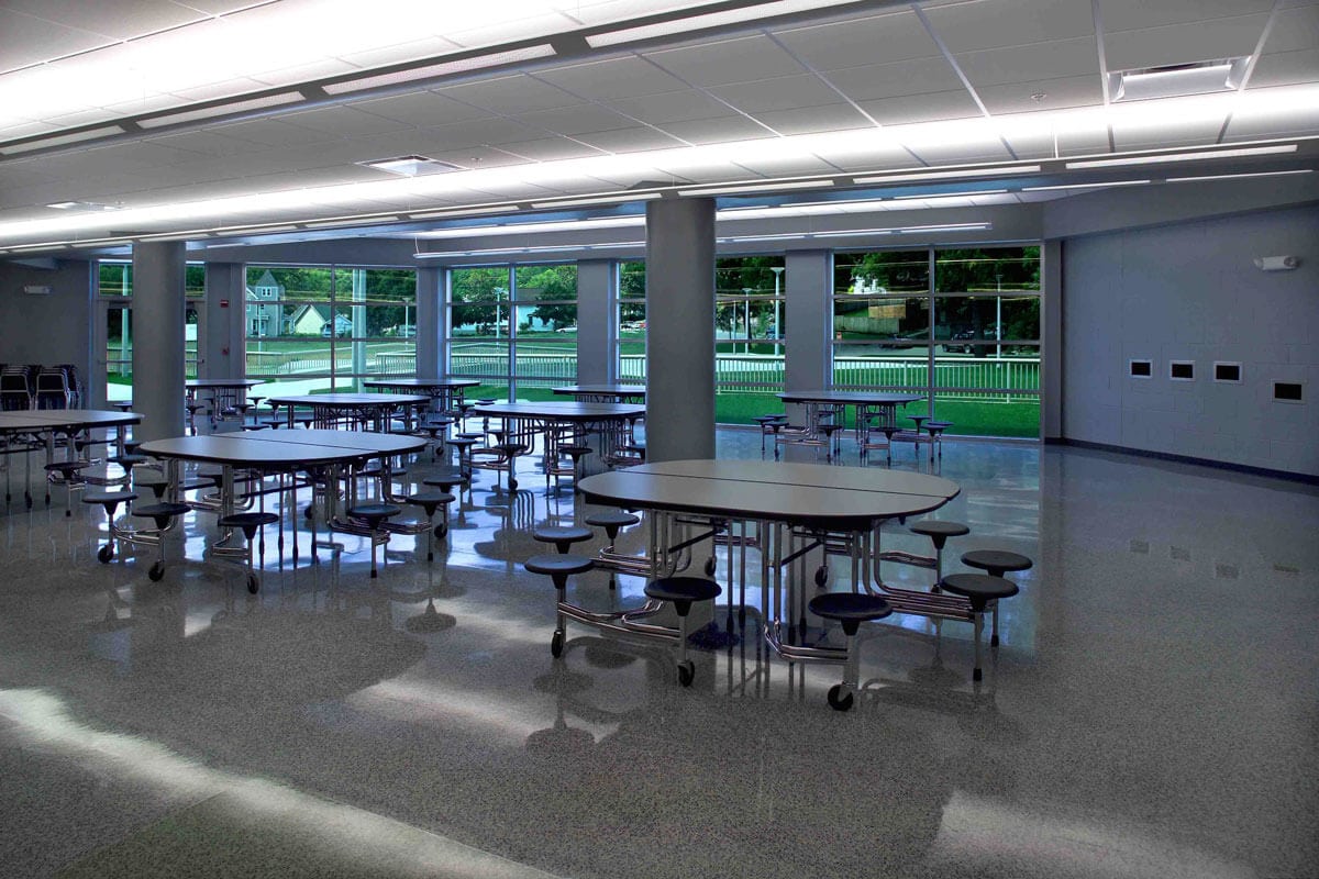 Decorah Middle School - Cardinal Construction