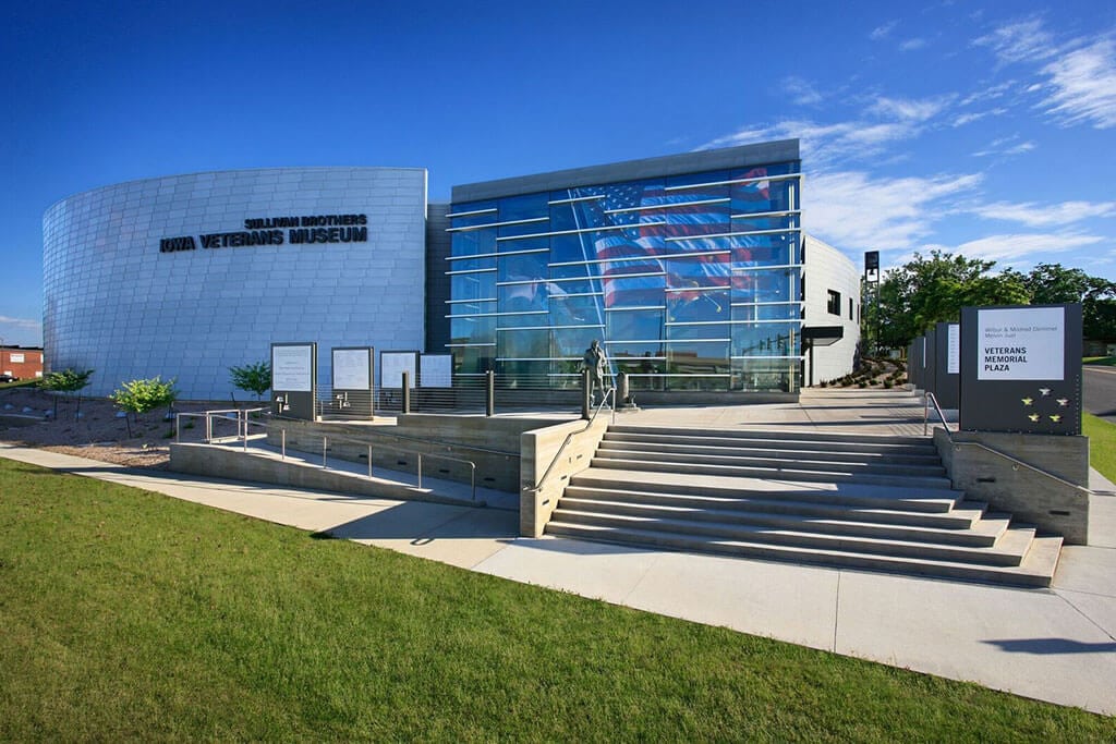 Sullivan Brothers Iowa Veterans Museum Addition - Cardinal Construction
